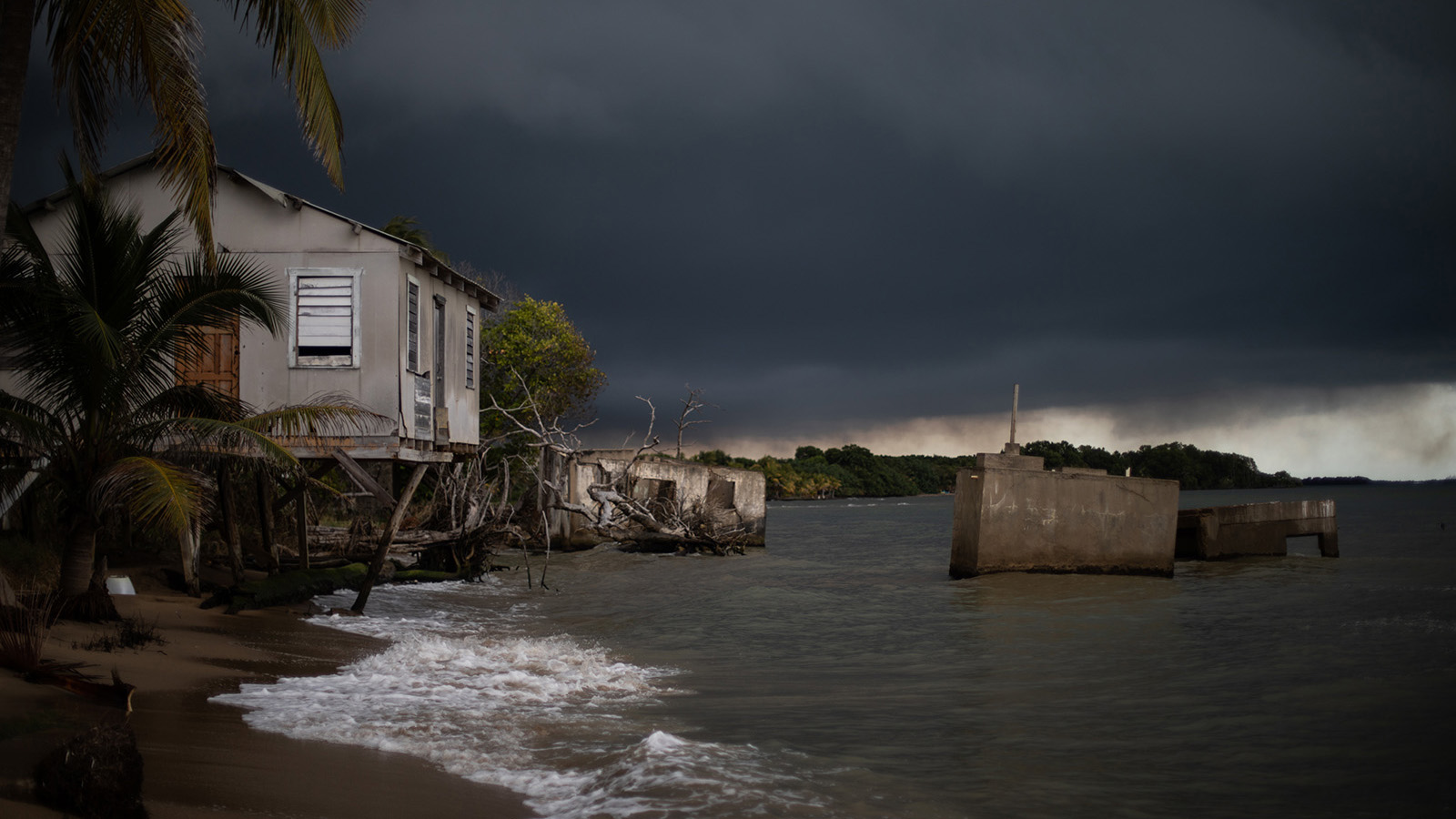 Controversy on Deck - Barriers: The changing relationship between ...